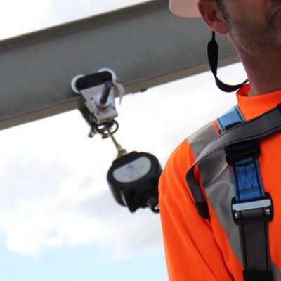 Do you have to wear fall protection on a portable ladder? – Safe Keeper ...